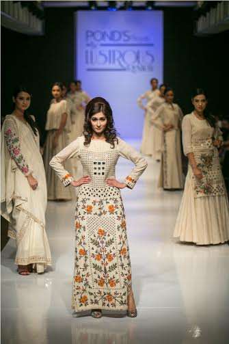 Purvi Doshi brings her latest Khadi Collection to Mumbai | News ...